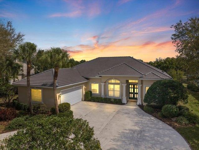 17 N Cayman Isles Blvd, Englewood, FL 34223