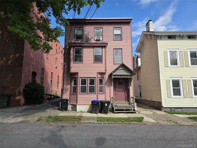 17 N Clover St, Poughkeepsie, NY 12601