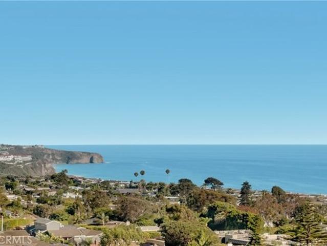 17 N Vista De La Luna, Laguna Beach, CA 92651