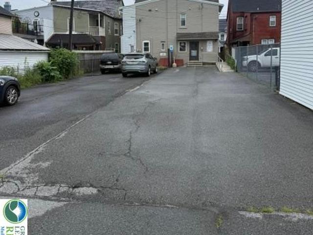17 N 4th Street