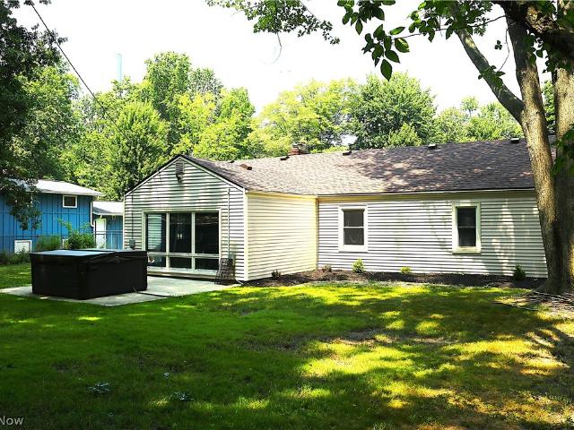 17 Nepahwin Drive