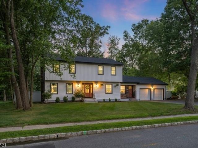 17 New England Dr, Parsippany Troy Hills Township, NJ 07034
