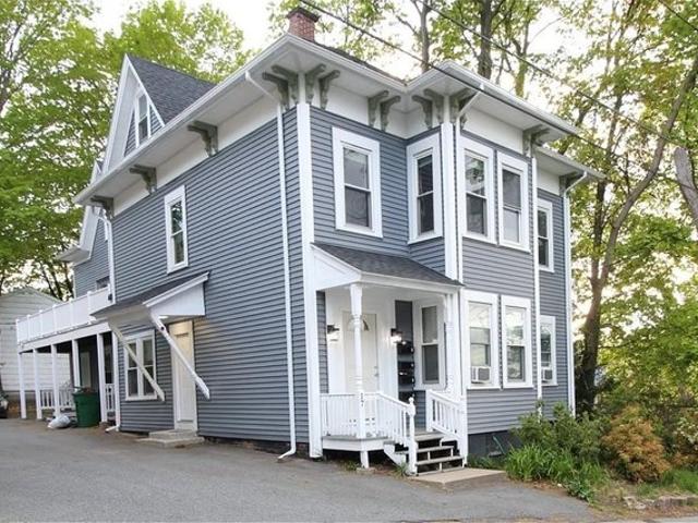17 Oak Ct Apt 2, Clinton, MA 01510