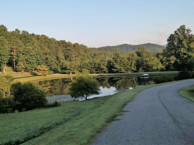 17 Oak Ridge Rd, Hayesville, NC 28904 | MLS #328609 | Compass