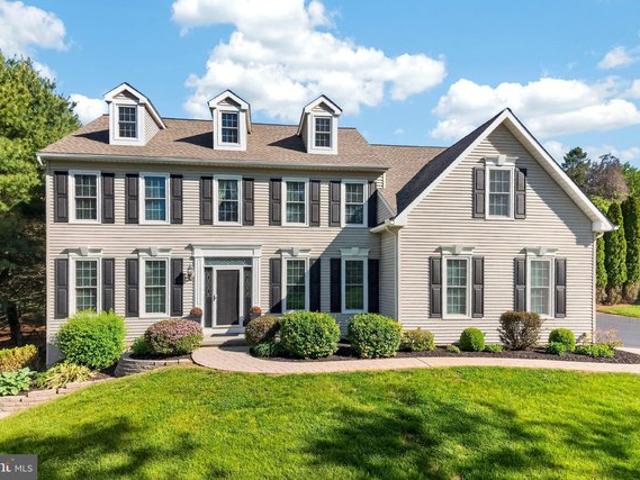 17 Oneida Ct, Chester Springs, PA 19425