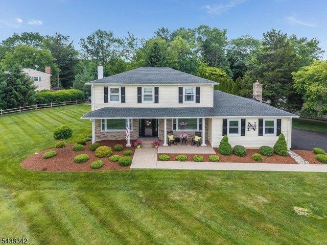 17 Partridge Run, Washington Township, NJ 07882