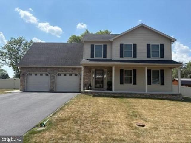 17 Pennsboro Dr, Enola, PA 17025