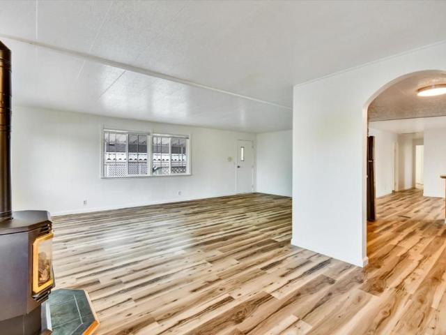 17 Pepperwood Way