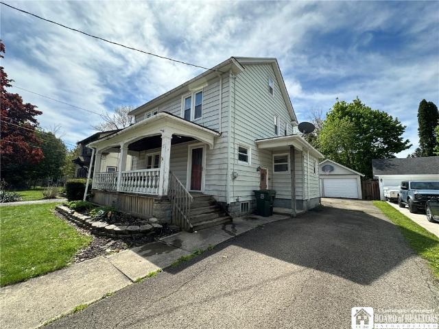 17 Pershing Avenue