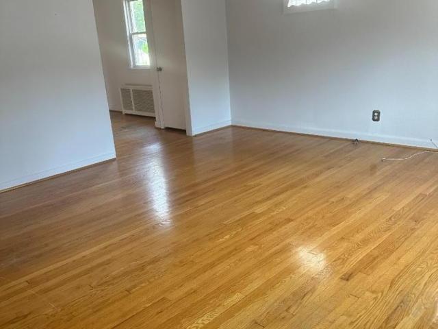 17 Pettit St