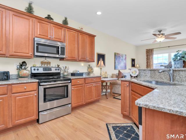 17 Pondview Cir, Unit 17, Beacon Falls, CT 06403 | Compass