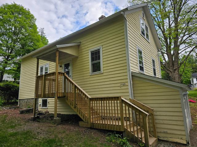 17 Pleasant St, Woodbury, CT 06798 | MLS #24168 | Compass