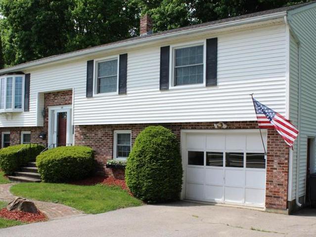 17 Pleasant Street, Pembroke, NH 03275