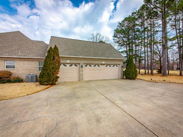 17 Prestwick Court