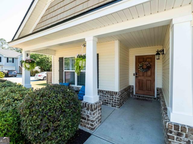 17 Raintree Way