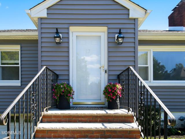 17 Ralph Place