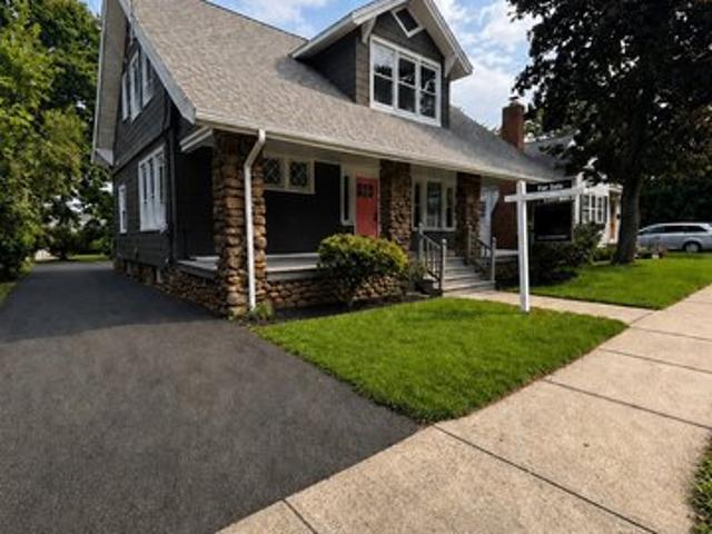 17 Ralston Ave, Hamden, CT 06517