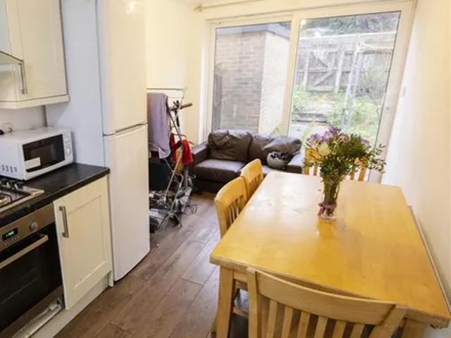 17 Rebecca Drive, Metchley, B29 6TP, United Kingdom | 3 bed house for rent #134167618 | Rentberry