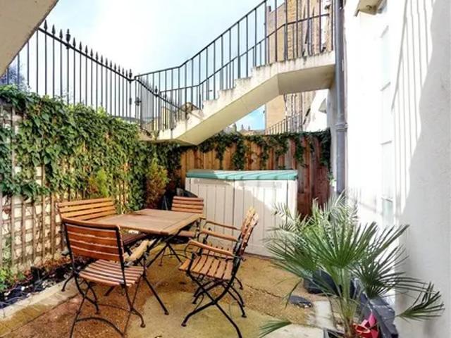 17 Redmans Road, London, E1 3AQ, United Kingdom | 3 bed duplex for rent #116541797 | Rentberry