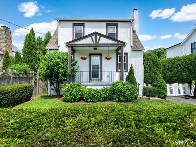 17 Rex St, Greenwich, CT 06831