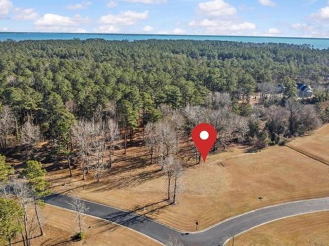 17 Richfield Dr, Oriental, NC 28571