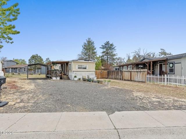 17 Riley Cir, Carson City, NV 89706