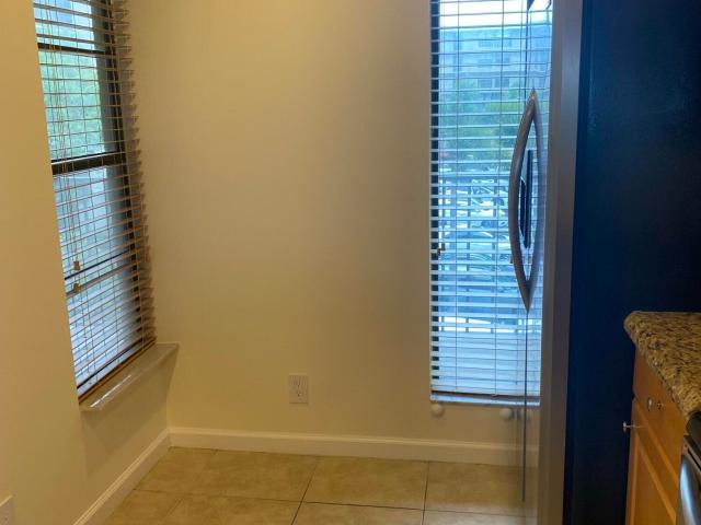 17 Royal Palm Way Unit 305, Boca Raton, US, FL