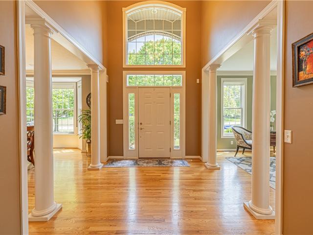 17 Royale Drive