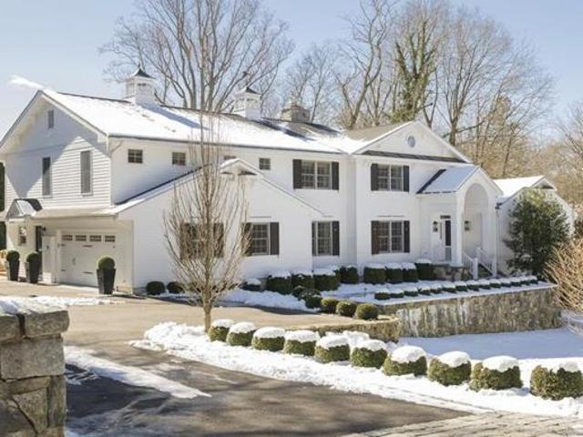 17 Rustic View Rd, Greenwich, CT 06830