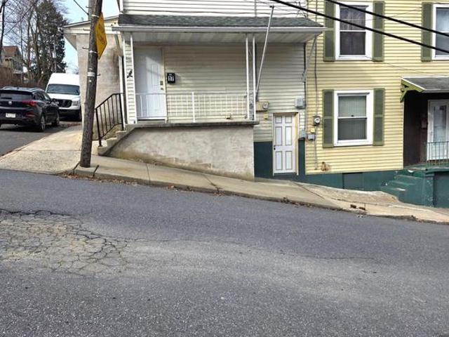 17 S Jackson Street