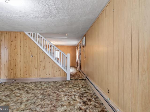 17 S Logan Street