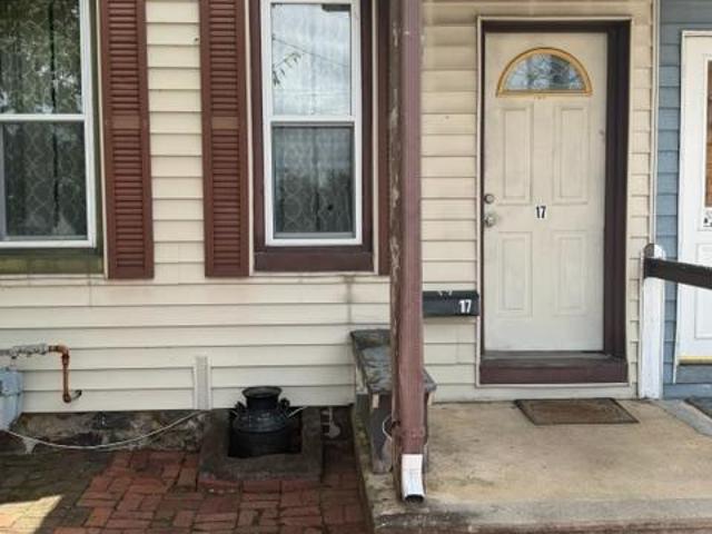 17 S Pine Street