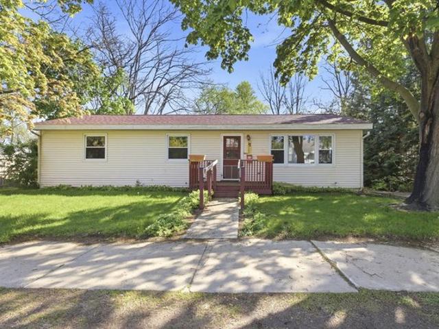 17 S Willard St, New Buffalo, MI 49117