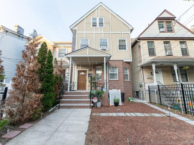 17 S 7th Avenue
