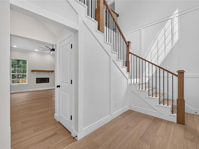 17 Sandhurst Drive