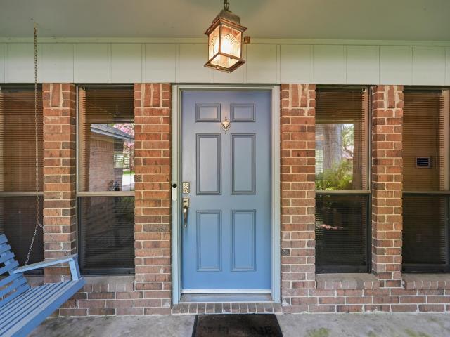 17 Sandstone