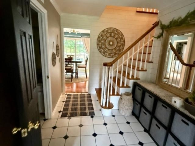 17 Sanford Rd