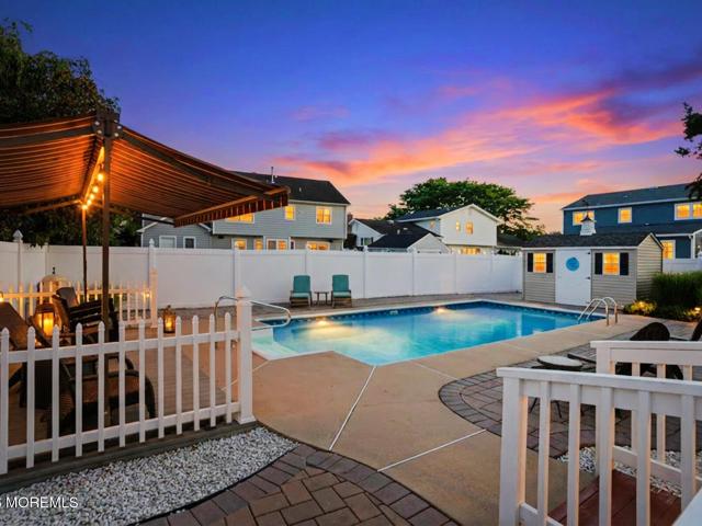 17 Sea Girt Avenue W