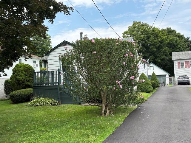 17 Sheridan Avenue