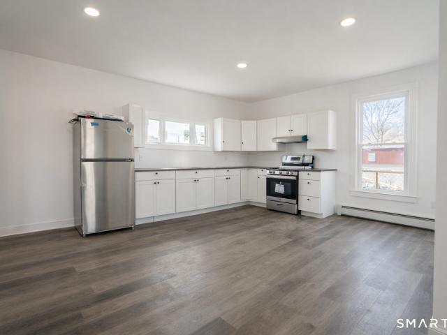 17 Sherman Ave, Unit 3, Meriden, CT 06450 | MLS #24164 | Compass