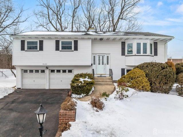 17 Sherry Rd, East Brunswick, NJ 08816