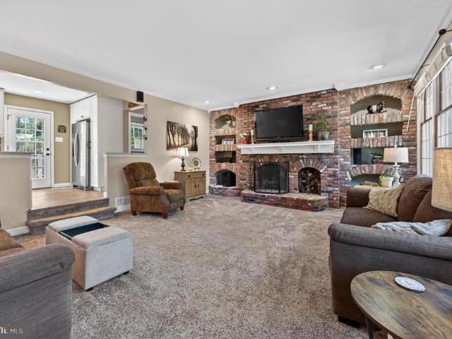 17 Sherwood Drive