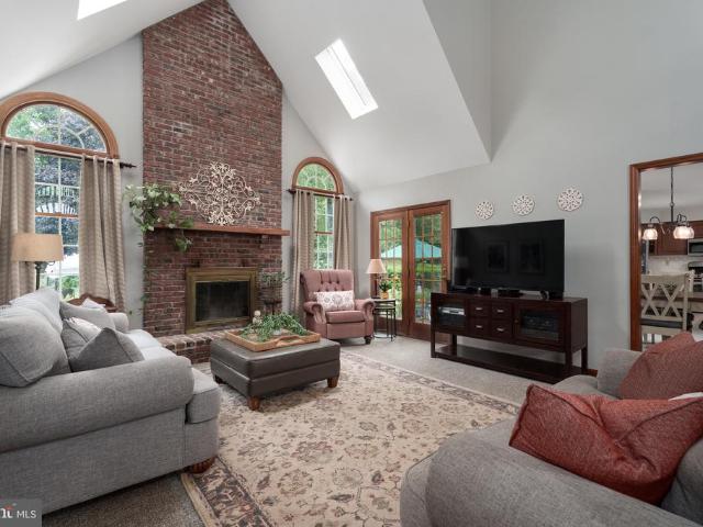 17 Shy Creek Road