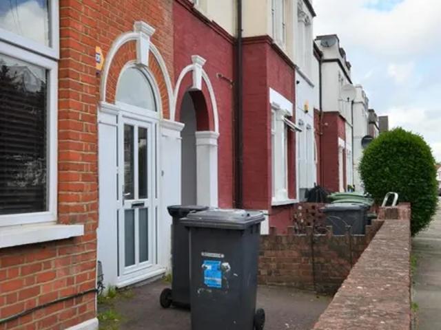 17 Sirdar Road, London, N22 6RE, United Kingdom | 3 bed apartment for rent #138852427 | Rentberry