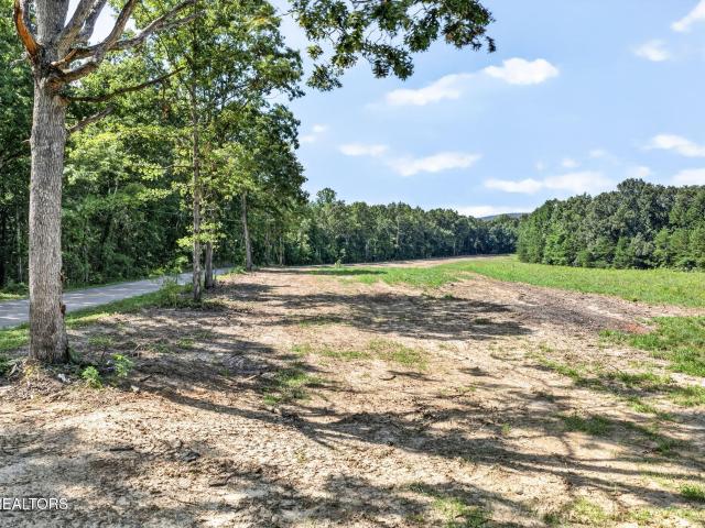 17 Smith Mountain Rd