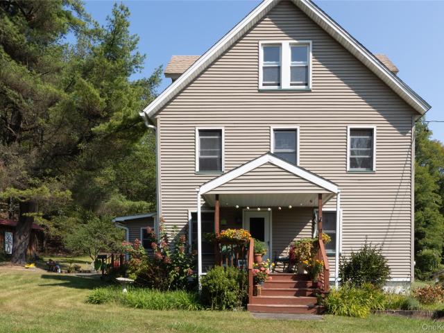 17 Spring Street