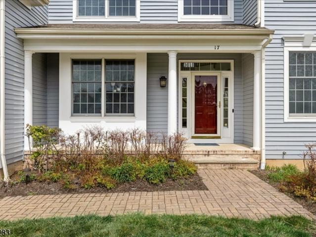17 Spyglass Rd