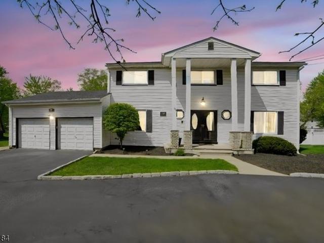 17 Stafford Rd, Parsippany Troy Hills Township, NJ 07054