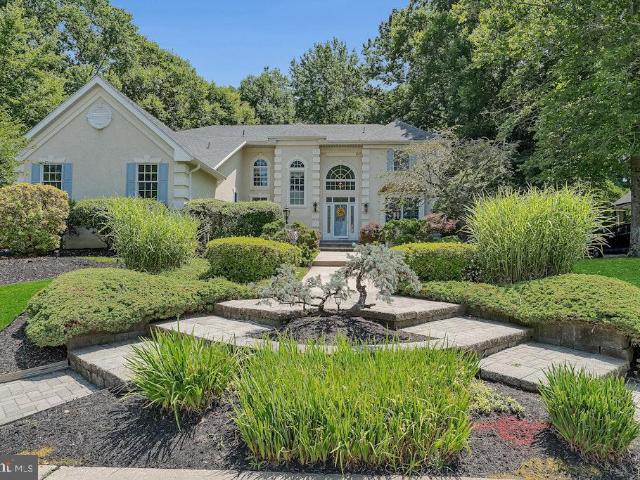 17 Stanwyck Road
