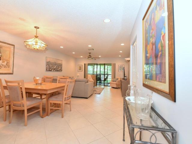 17 Stratford Dr E, Unit F, Boynton Beach, FL 33436 | MLS #B26008 | Compass